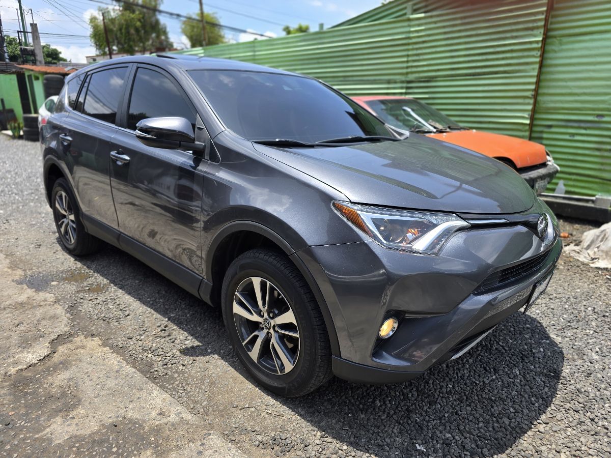 TOYOTA RAV-4 2018 - GP Autos Guatemala